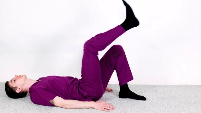 №4 Упражнения для укрепления мышечного корсета позвоночника. Велосипед облегченный