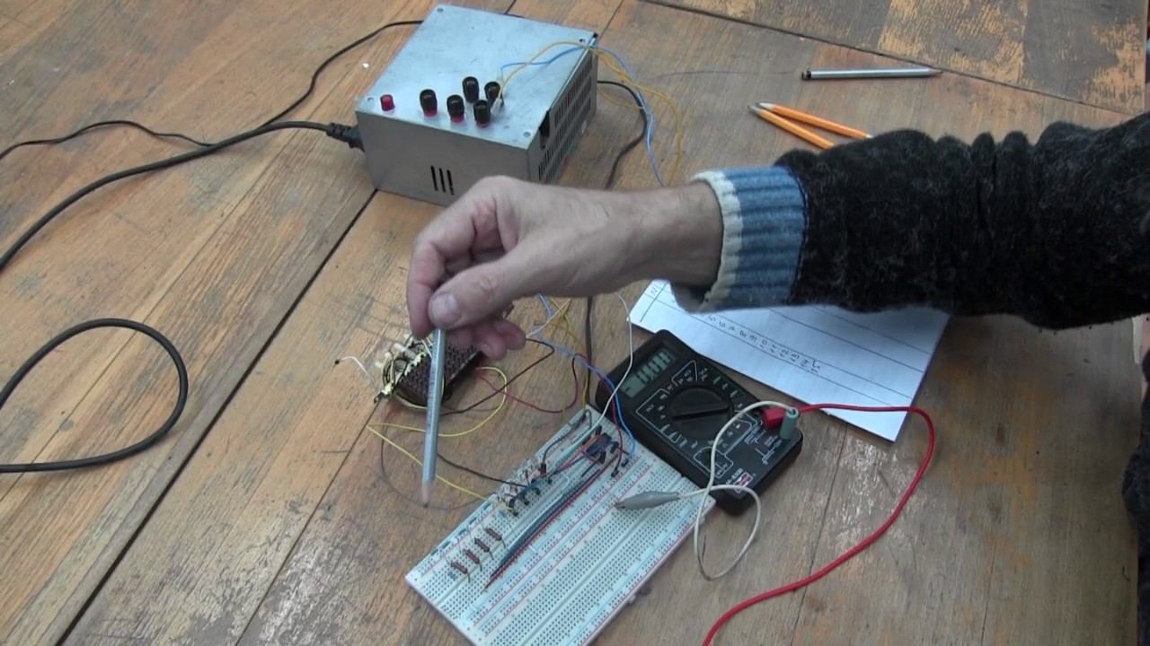 лекция 320. Практика по цепочке R-2R