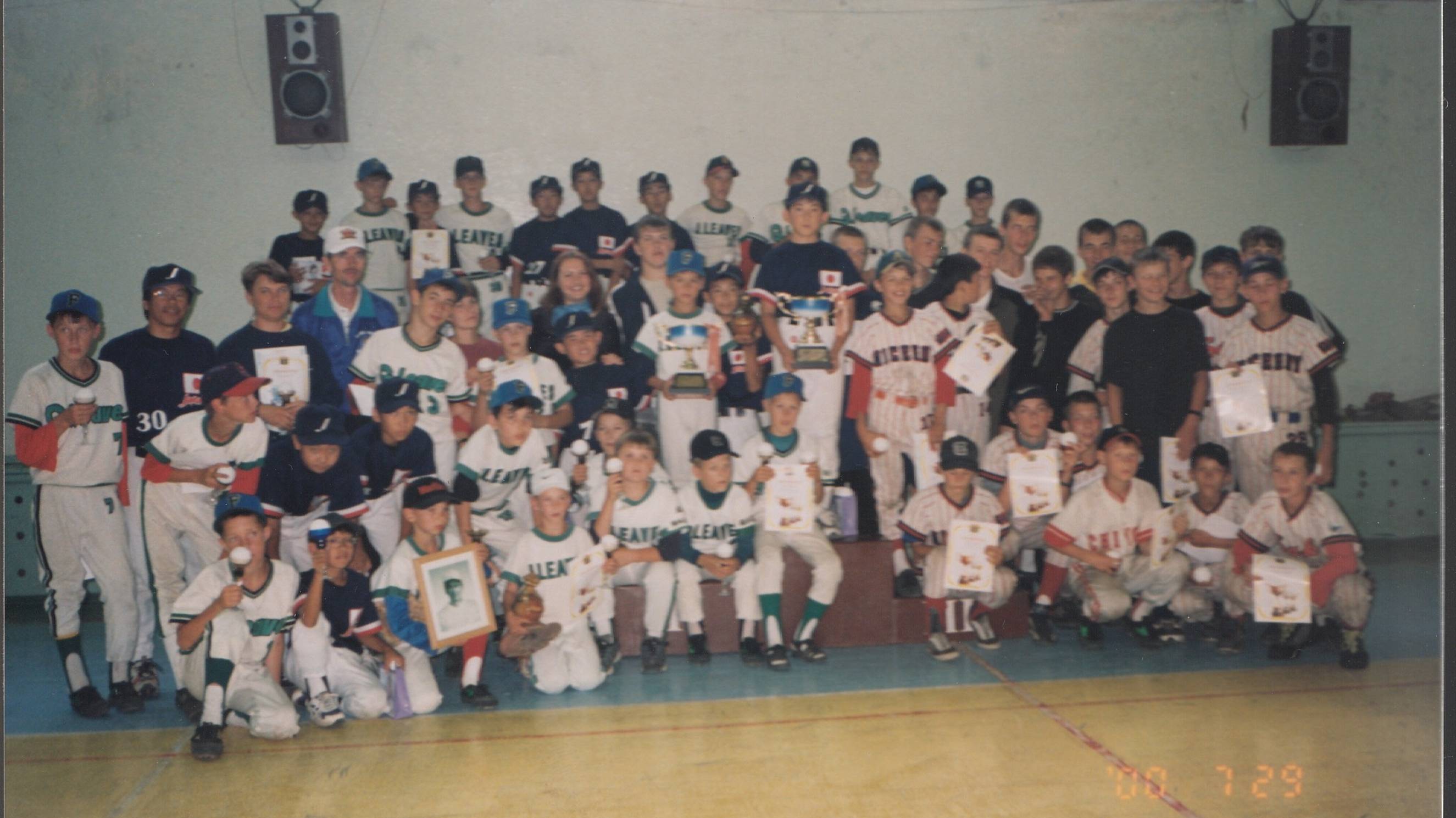 Пожиратели рекламы. Первый рекламный ролик Бейсбольной школы города Владивостока