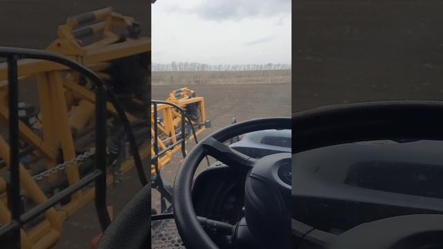 Автопилот Итэлма. Опрыскиватель Challenger RoGator