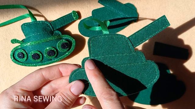 Танк из фетра игрушка.mp4