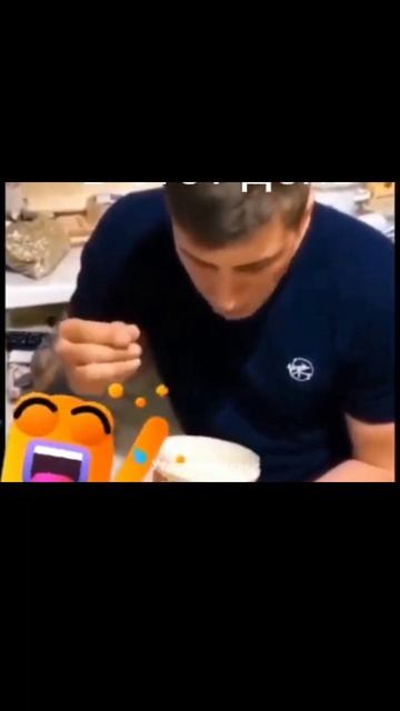 Заботливая бабуля🤣