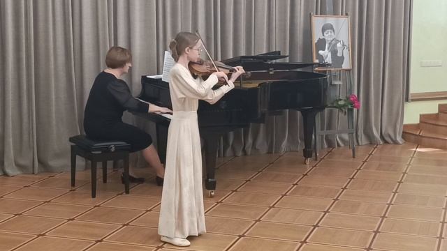 Д. Кабалевский Концерт для скрипки с оркестром, 1 часть, редакция партии скрипки Д. Ойстраха.mp4