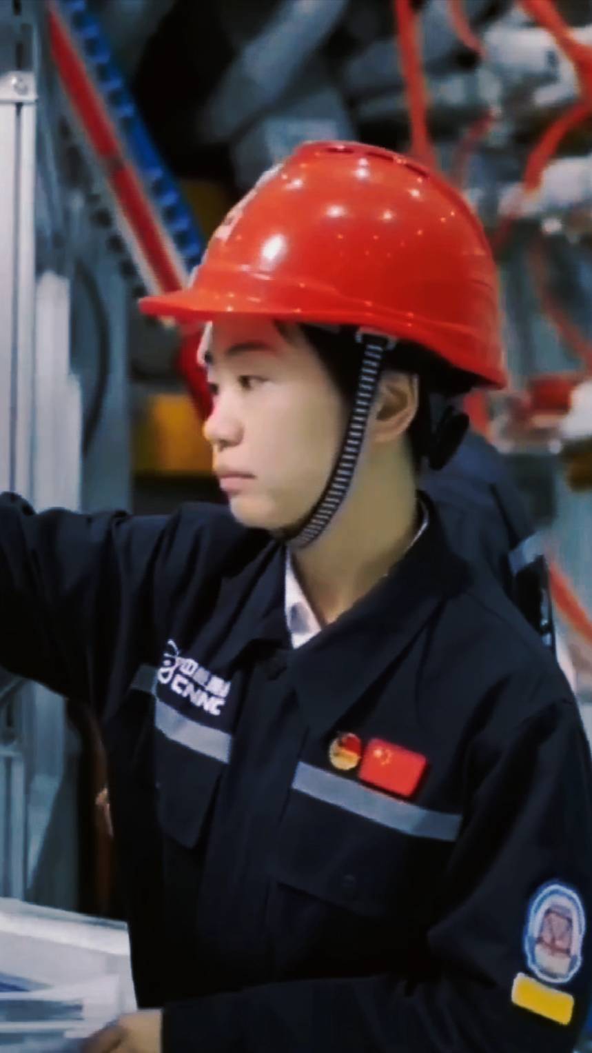 Китайский токамак впервые достиг двойного нагрева плазмы свыше 100 млн градусов Цельсия.