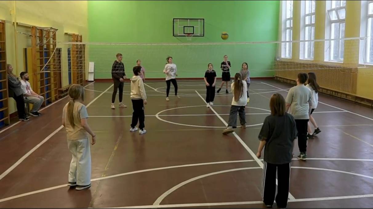 Дополнительное образование (волейбол) в Школе 1375