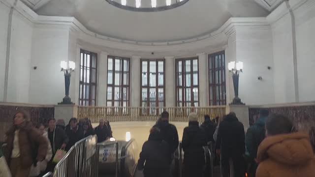 Метро "Парк Культуры" (кольцевая) / Москва 🚇