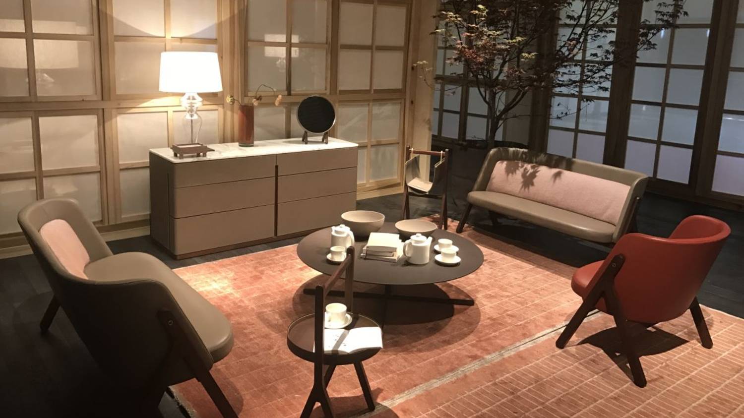 Попрощайтесь с безвкусным оформлением: 55 современных идей для декора