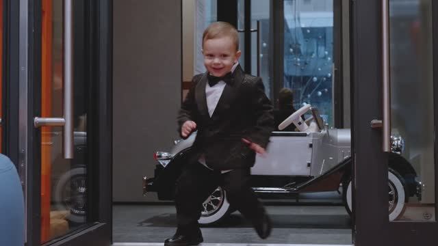 ЖК Река. Компания ДОНСТРОЙ. Детский развлекательный комплекс. 
Застройщик компания МАМКА