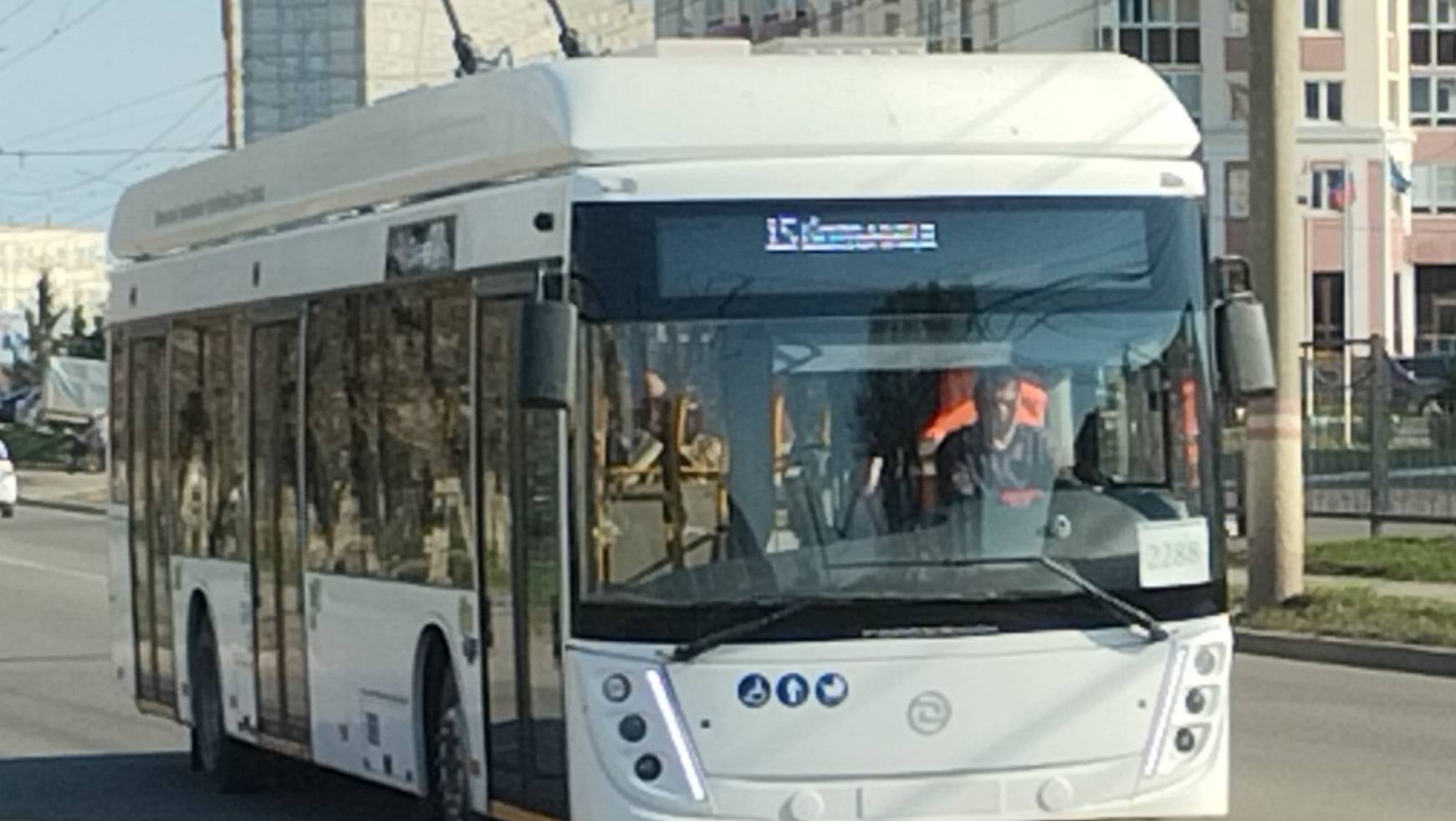 Заметил 15 тестовой троллейбус  УТТЗ-6241.01 "Горожанин" № 2288