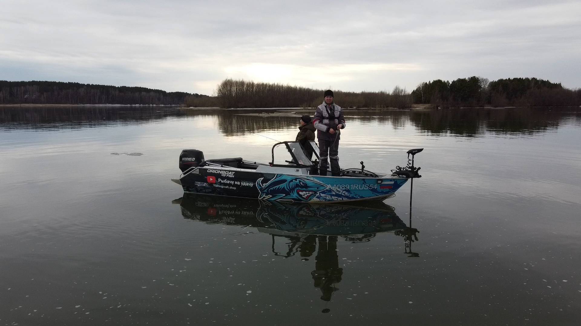 Открытие сезона жидкой воды. Рыбалка с лодки. Супер рыбалка!