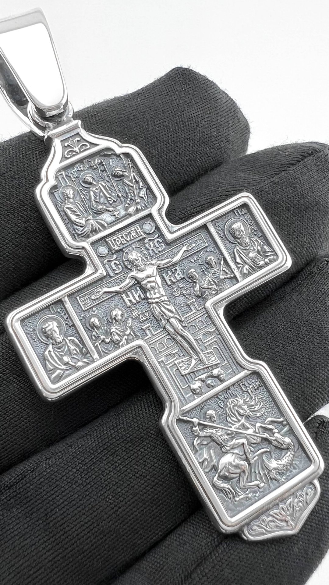 Серебряный крест 18 грамм  и серебряная цепь Якорь