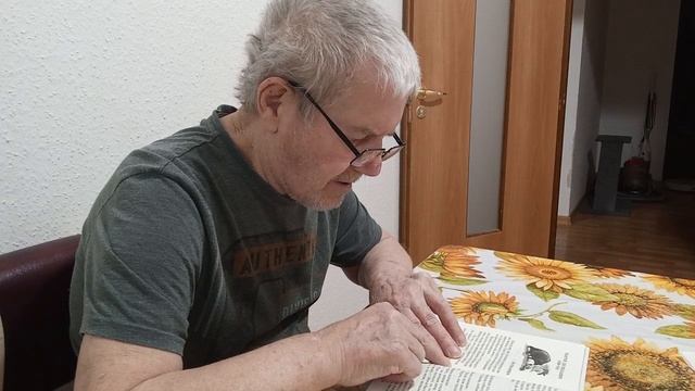 Учимся заново пересказывать прочитанные рассказы. Заболевание деменция.