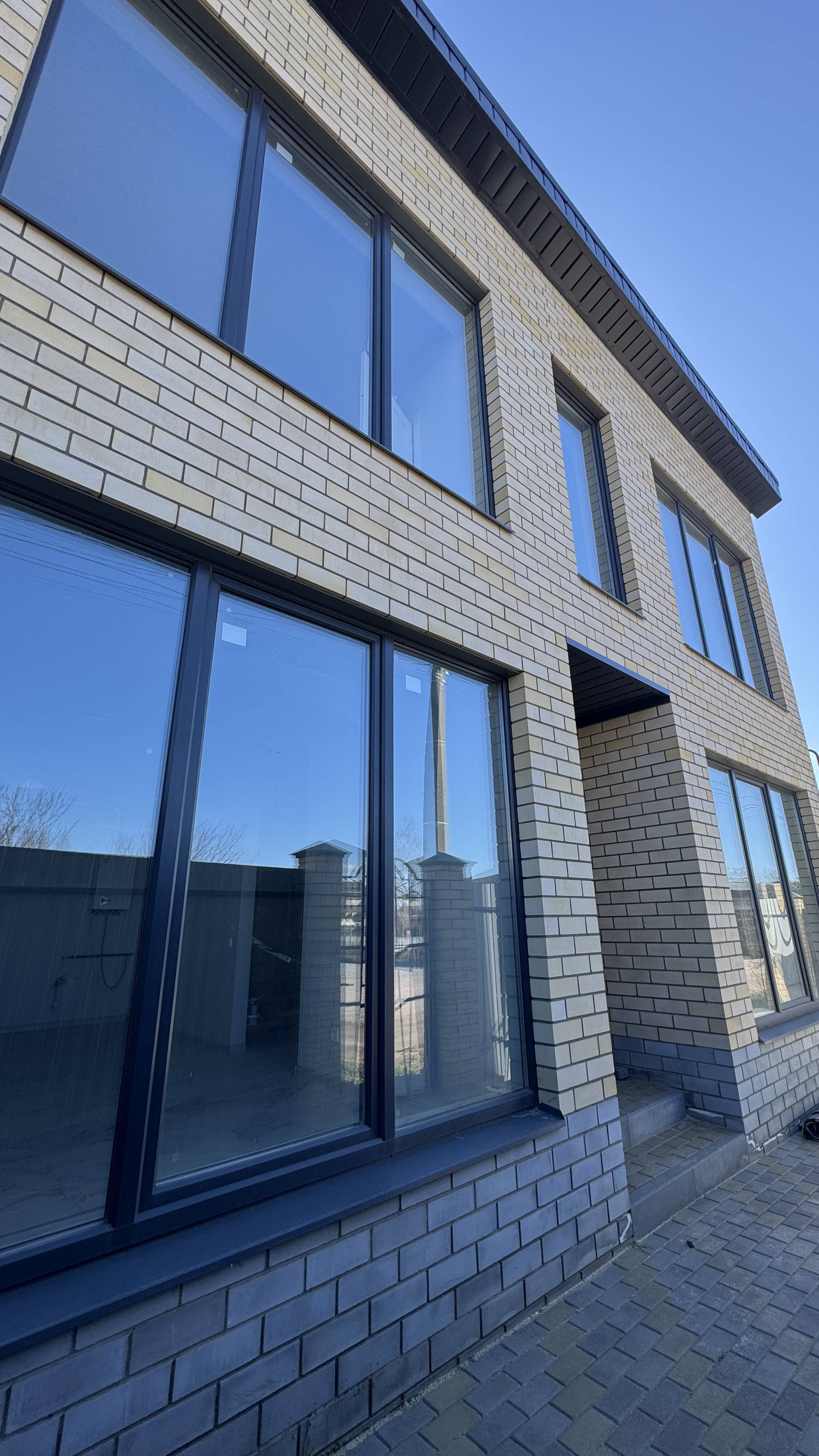 Новый дом с отделкой в Воронеже. Советский район. 1 Мая. Продажа