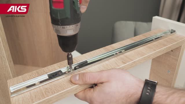 Как заменить РОЛИКОВЫЕ НАПРАВЛЯЮЩИЕ на ШАРИКОВЫЕ НАПРАВЛЯЮЩИЕ | AKSбука мебельщика