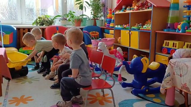 Формирование элементарных математических представлений в группе раннего возраста. Группа №1"Лапушки