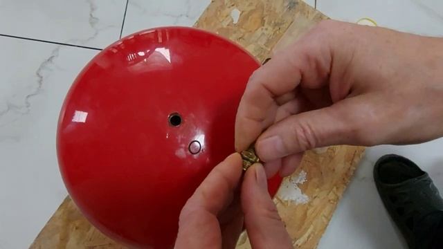 Расширительный бак отопления спускает воздух. Попытка ремонта. Замена бака.