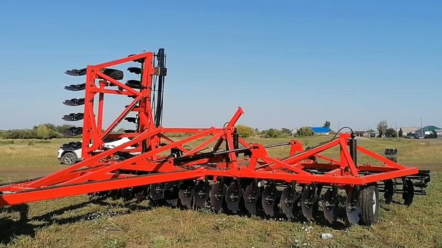 Борона ТехСпецКомплект БД-9, переход в рабочее положение