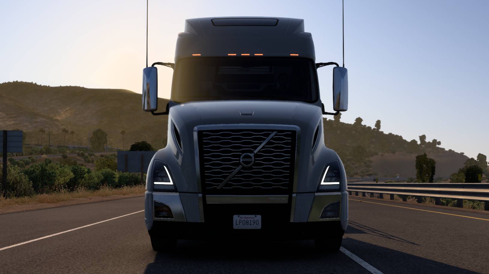 Рейс на БОЛЬШОМ ГРУЗОВИКЕ Volvo в American Truck Simulator!