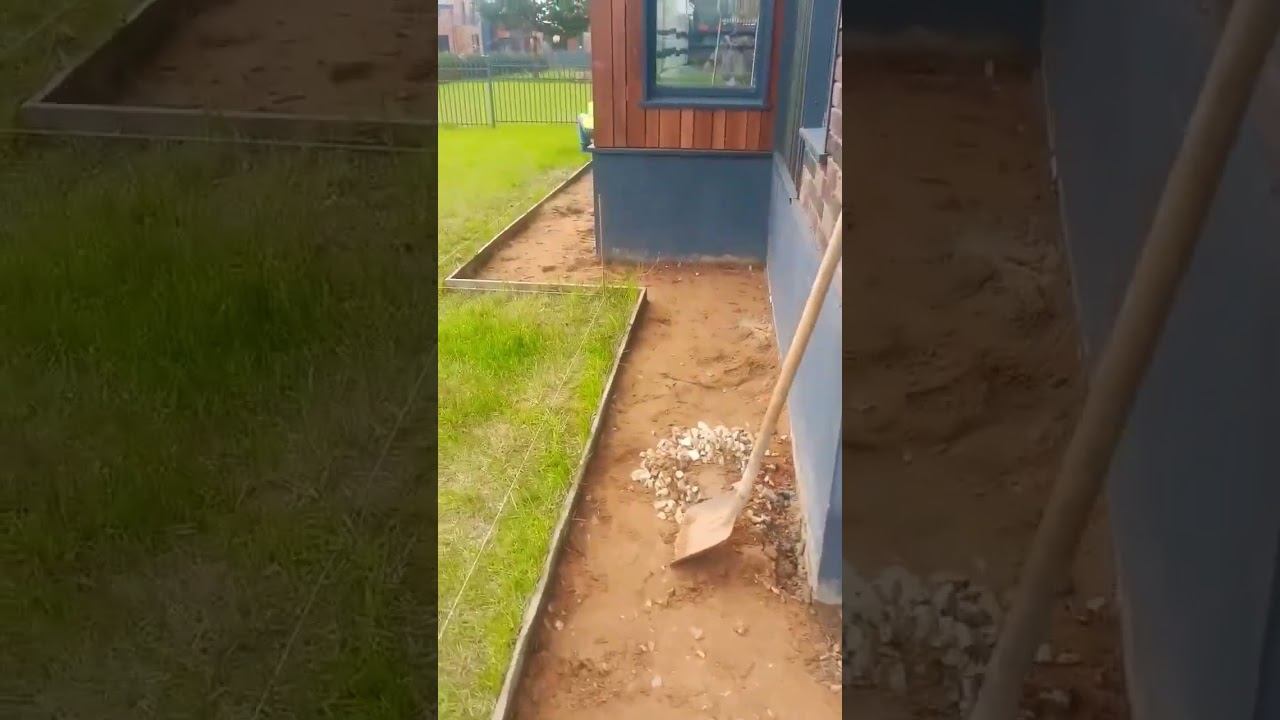 Расширение парковки, отмостки на участке.