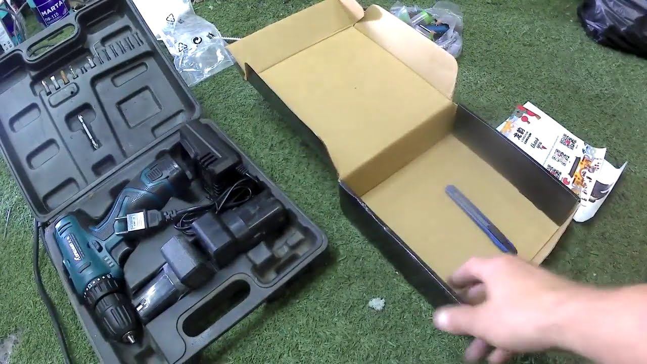 Шуруповерт и дремель (бор машинка) с Алиекспресс.