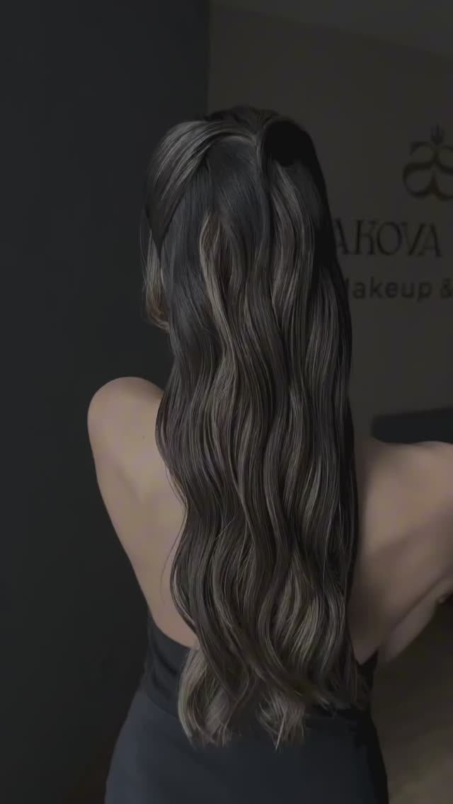 Самая трендовая и романтичная прическа этого сезона #прическа #укладка #волосы #мальвинка