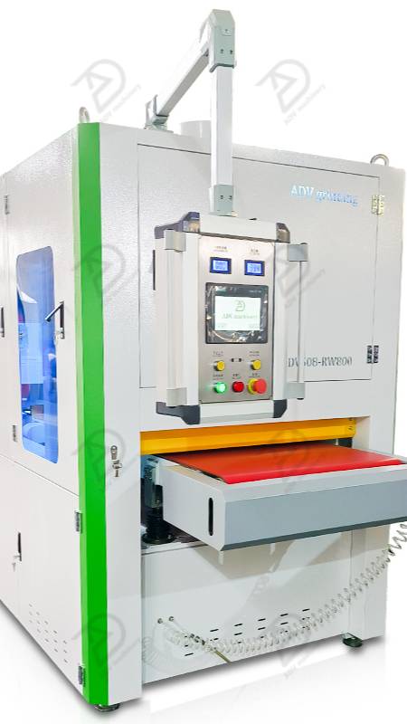 одна машина со множеством лиц: посмотрите, как этот жужжащий зверь укрощает все виды металлов