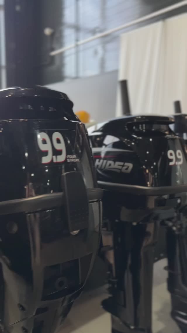 Широкий выбор лодочных моторов в мотосалоне Максимум!