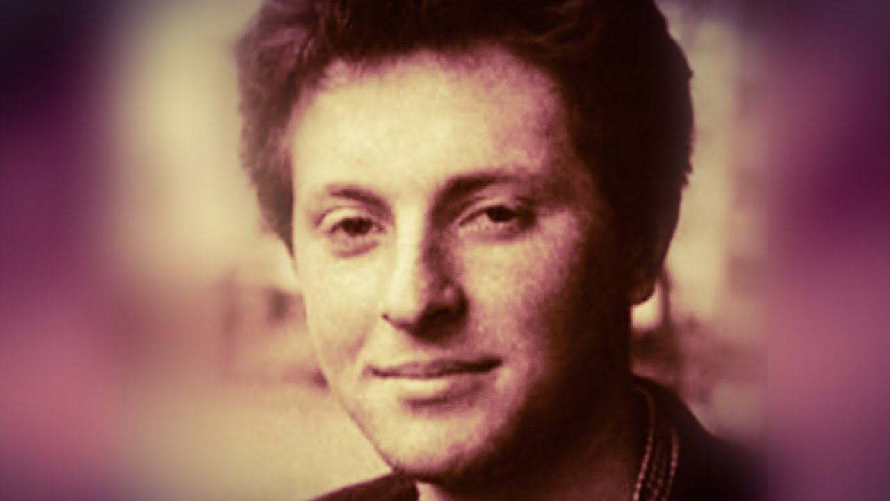 Иосиф Бродский "Рождественский романс" ("Плывет в тоске необъяснимой...") Читает Павел Морозов