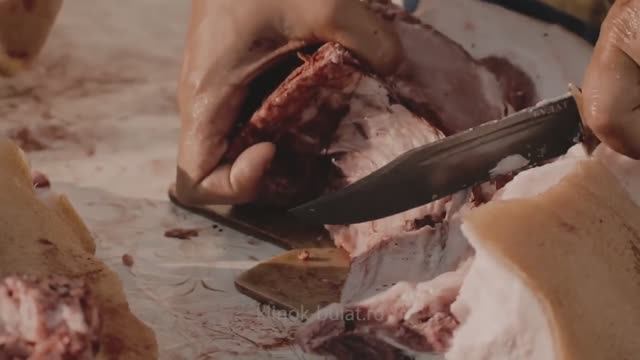 Режет мясо как масло! Охотничий нож из булатной стали.