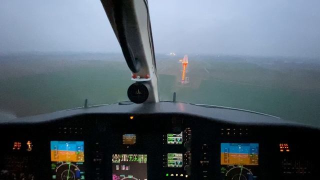 посадка в легкой дымке