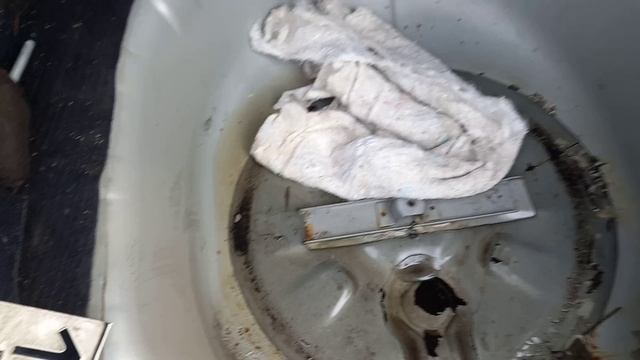 Конденсат в багажнике автомобиля. Причины. Как избавиться?