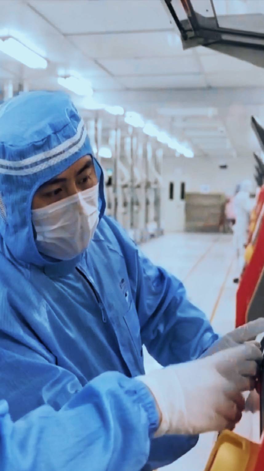 Китайские чипы памяти в дефиците: мировой рынок сокращает поставки, а ИИ подстегивает спрос.