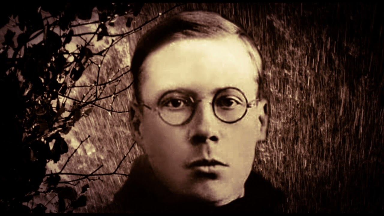 Николай Заболоцкий "Дождь" ("В тумане облачных развалин...") Читает Павел Морозов