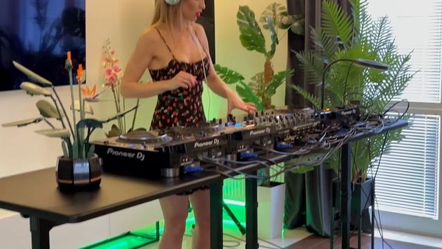 DJ Cherry Lips Melodic Techno, Progressive House Mix