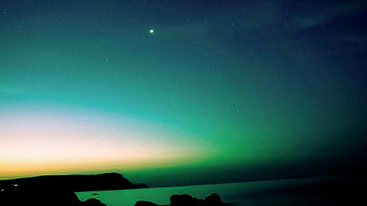 Иван Бунин "Зелёный цвет морской воды..." Читает Павел Морозов