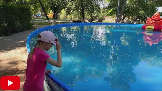 Кира в ПАРКЕ  ГУЛЯЕМ С ПАПОЙ