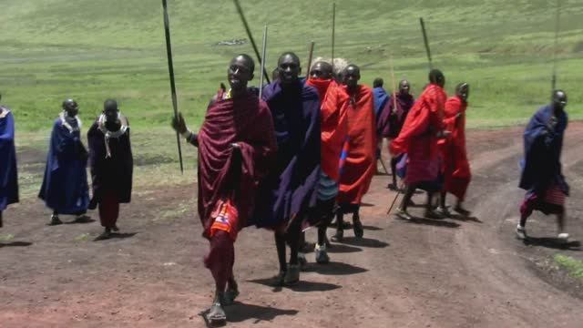 Можно ли объять необьятное? Нельзя, но мы будем! Сибиряки фотографируют. Африка 2010. Фильм.