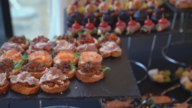 ЖК «Заречный квартал»: кейтеринг на VIP-вечеринке для брокеров компании IKON Development | 02/2022