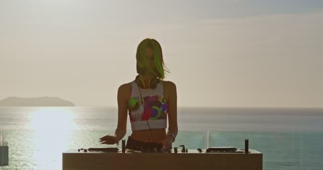 Miss Monique -  Siona Records Ibiza @_Live_@