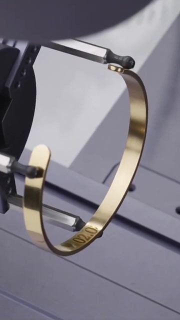 Гравировка на браслете с помощью LaserPecker LP4!