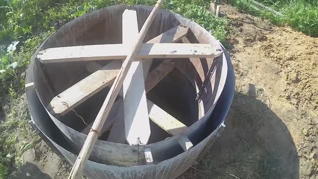 Как самому  выкопать колодец на участке