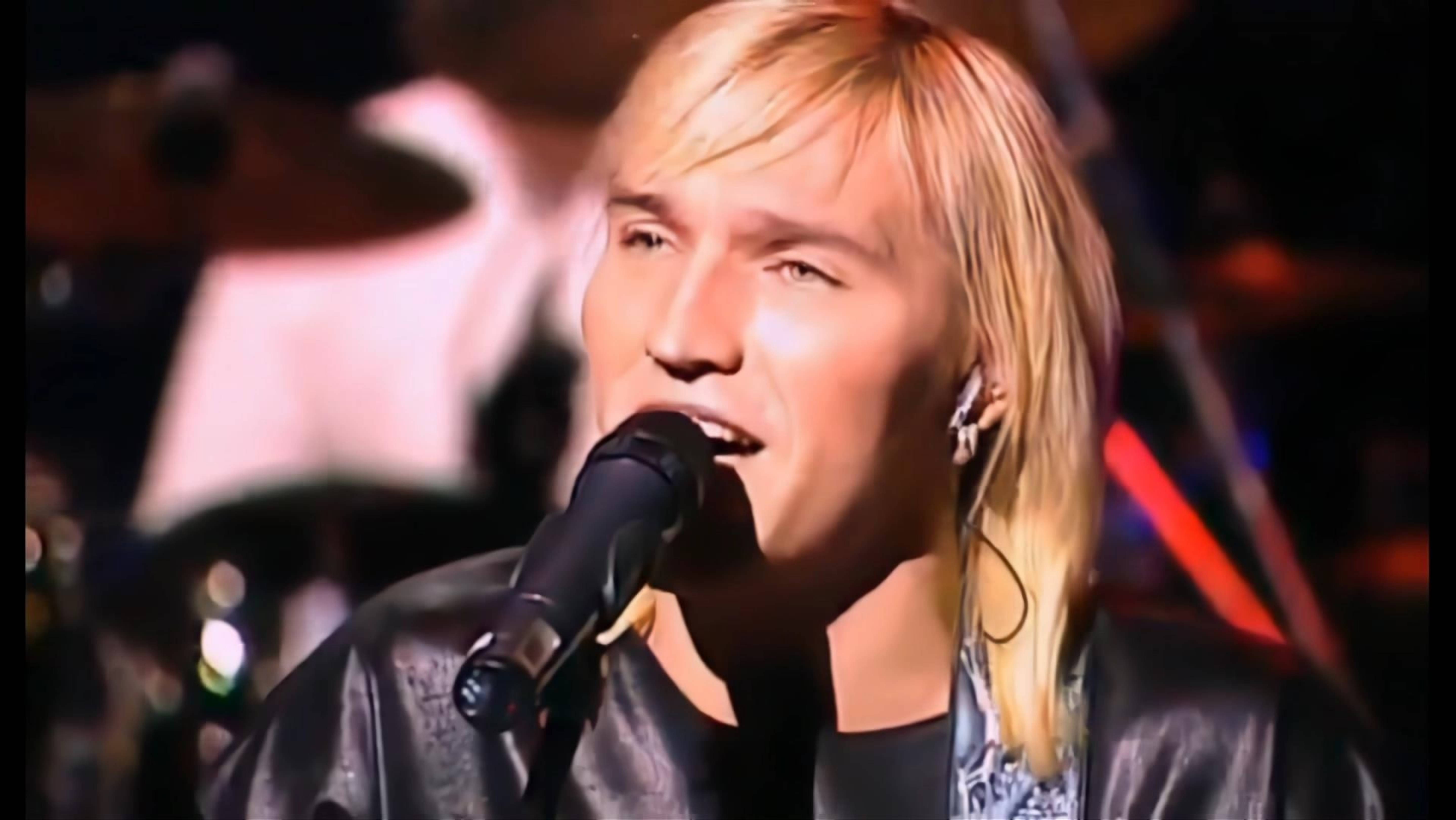 Пётр Елфимов - Просто лети (Сольный концерт «Иди ко мне», 2007 г.)