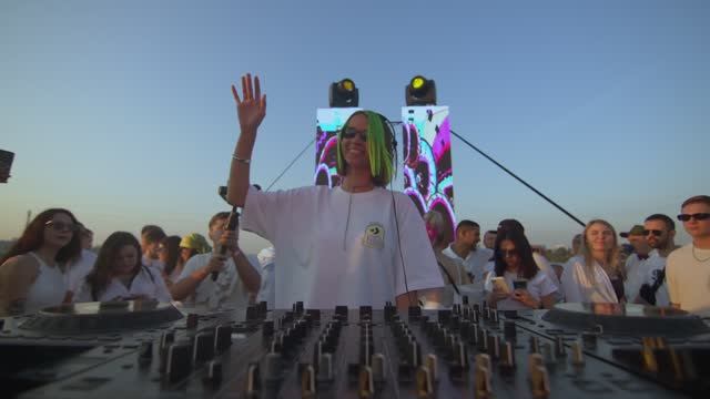 Miss Monique - Sunset on a SVET Boat @_Live_@