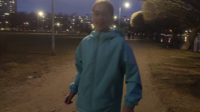 Сима в Новожиловском прогулка VID_20250414_204642