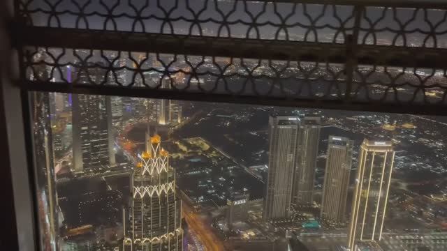 Дубай. Смотровая площадка Бурдж-Халифа. At the top