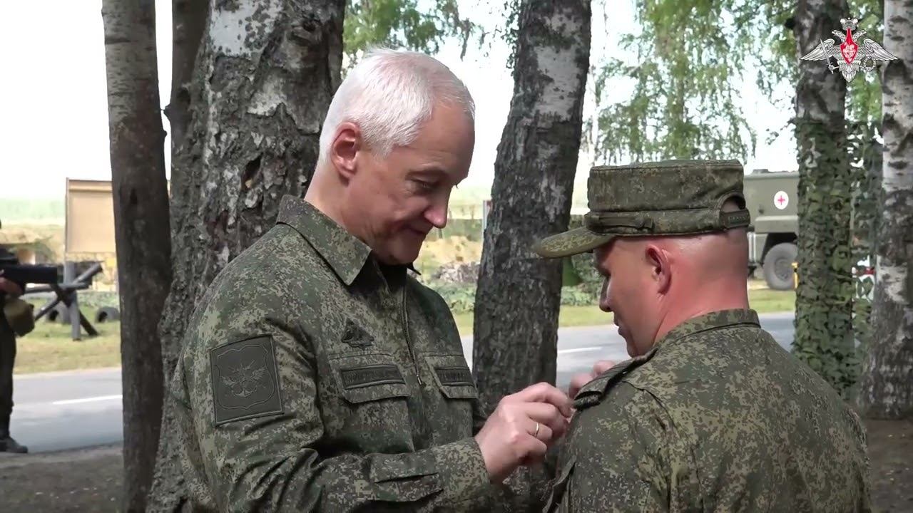 Белоусов заявил, что в российской армии появятся курсы вождения багги