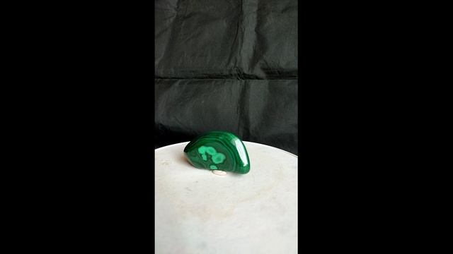 Малахит 4х8х1.5 см