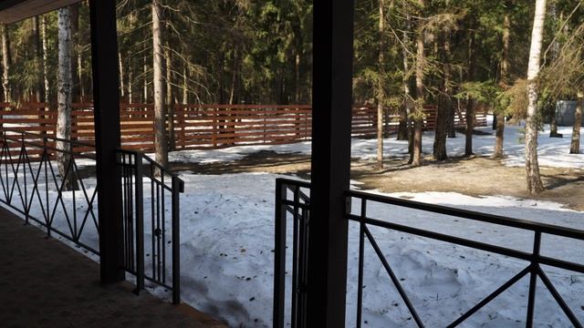 Красивый обзор дома.