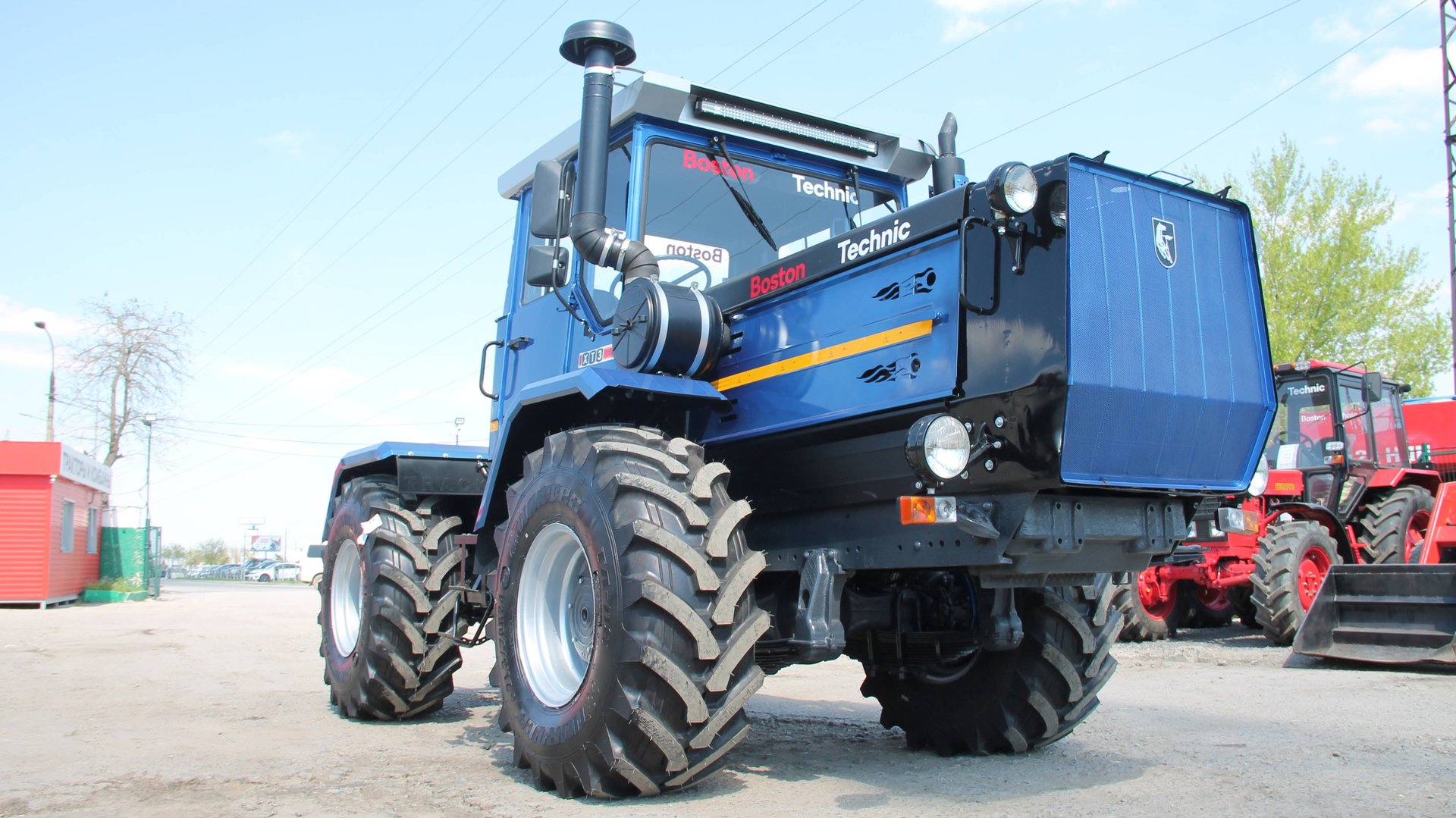 ХТЗ Т-150 с  мощным двигателем ЯМЗ 238