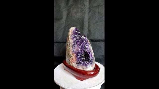Аметист на подставке 12x19x17 см